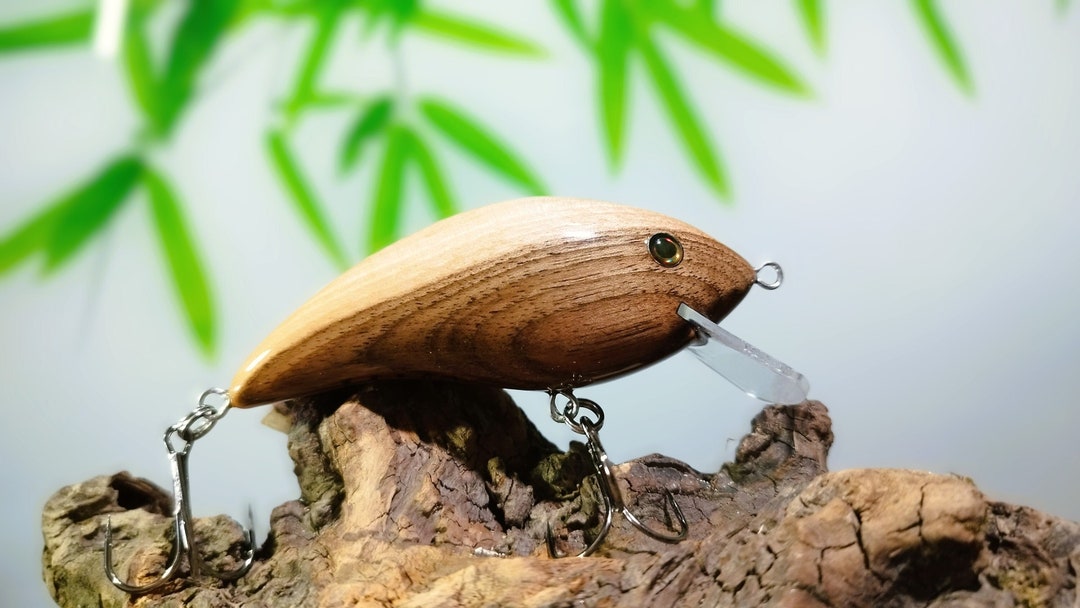 Walnut Wood Fishing Lure, Handmade Fishing Lure, Natural Wood Texture ...