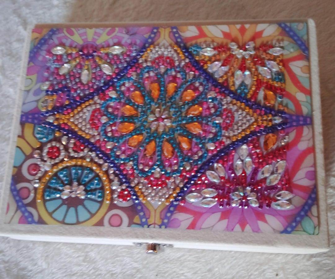 5D Shaped Diamond Art Jewelry Box - Handmade Portable Fashion Accessory ...