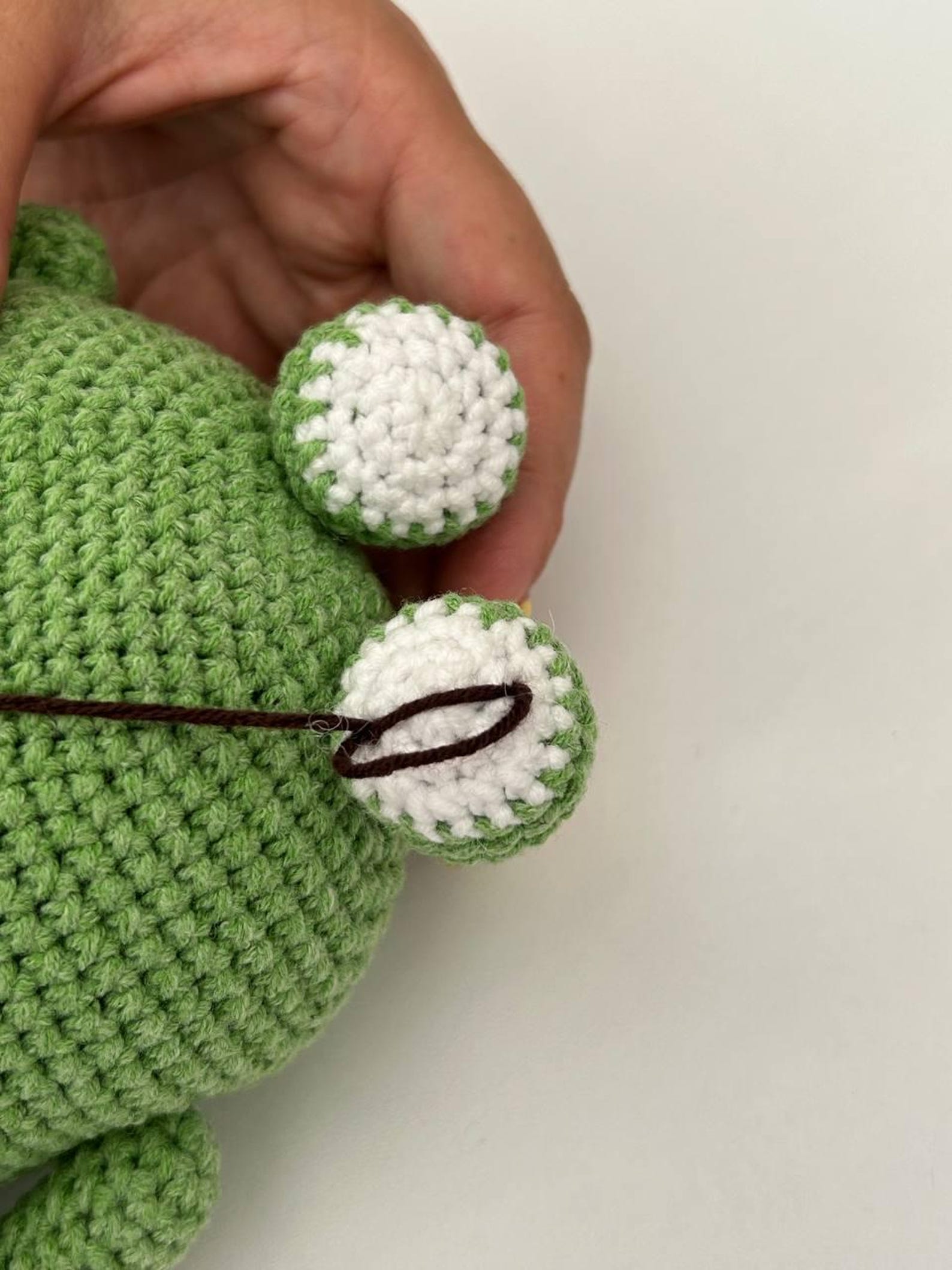 BEGINNER CROCHET Frog Set, Crochet Kit, DIY Set for Stuffed Baby Toy ...