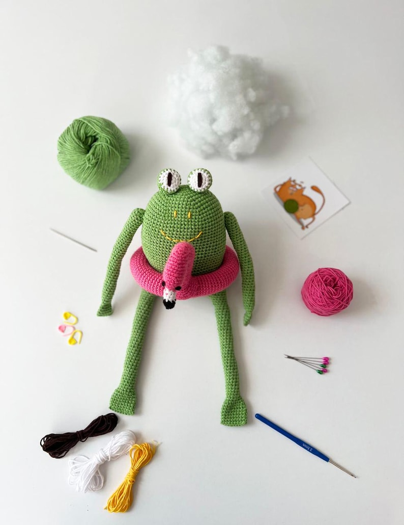 BEGINNER CROCHET Frog Set, Crochet Kit, DIY Set for Stuffed Baby Toy ...