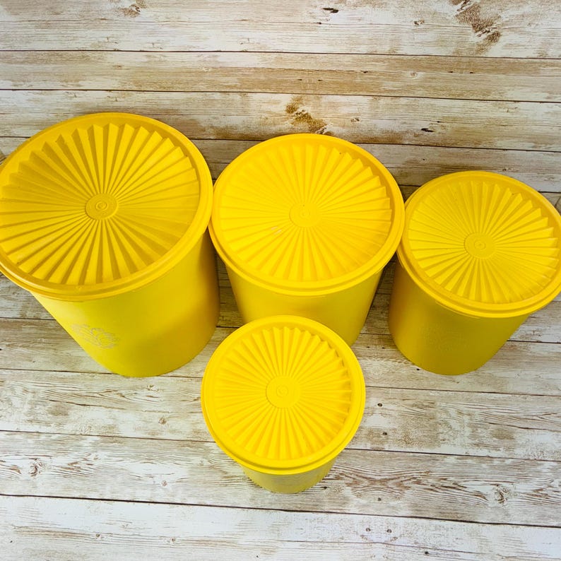 Vintage 1970’s Tupperware Canister Set ~ Yellow ~ - Etsy