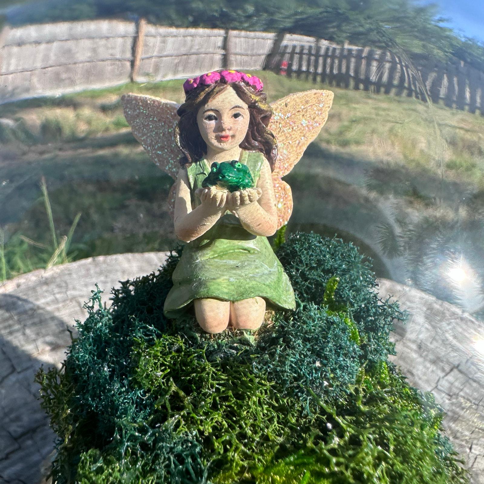 Fairy Display Glass Orb Magic Ball Pillywiggin Goblins Fantasy Art Moss ...