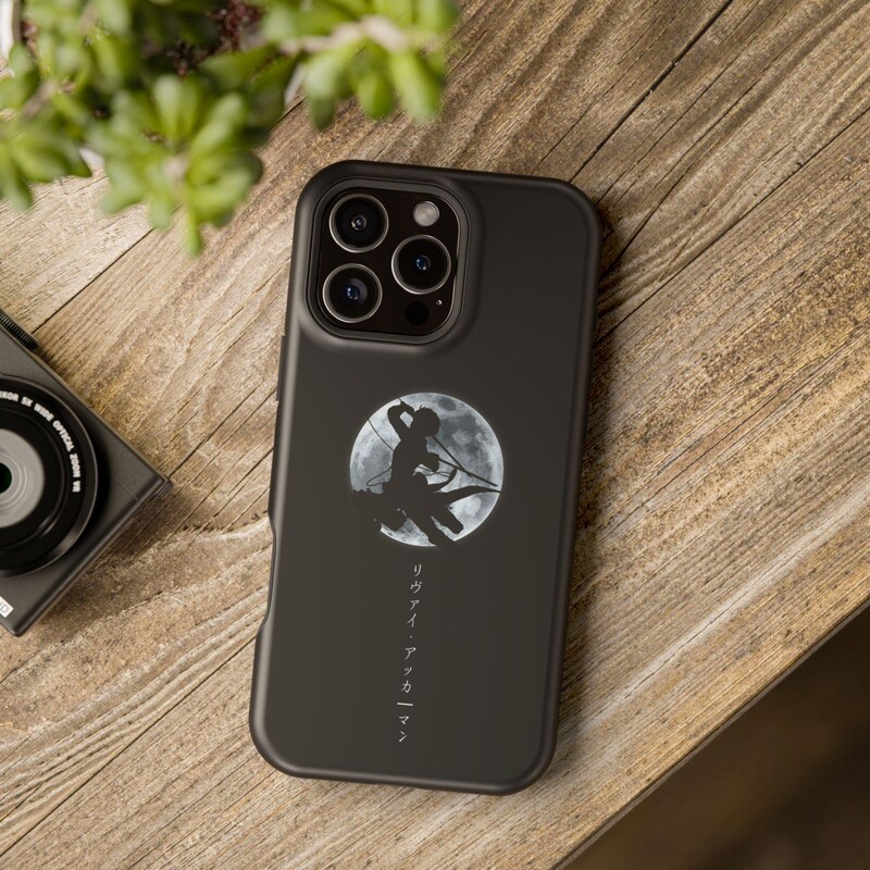 Attack on Titan Phone Case - Etsy UK