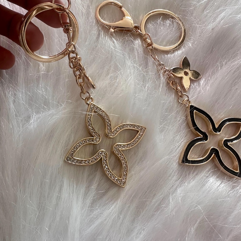 Luxury Floral Keychain, Elegant Gold-plated Flower Charm, Stylish Purse ...