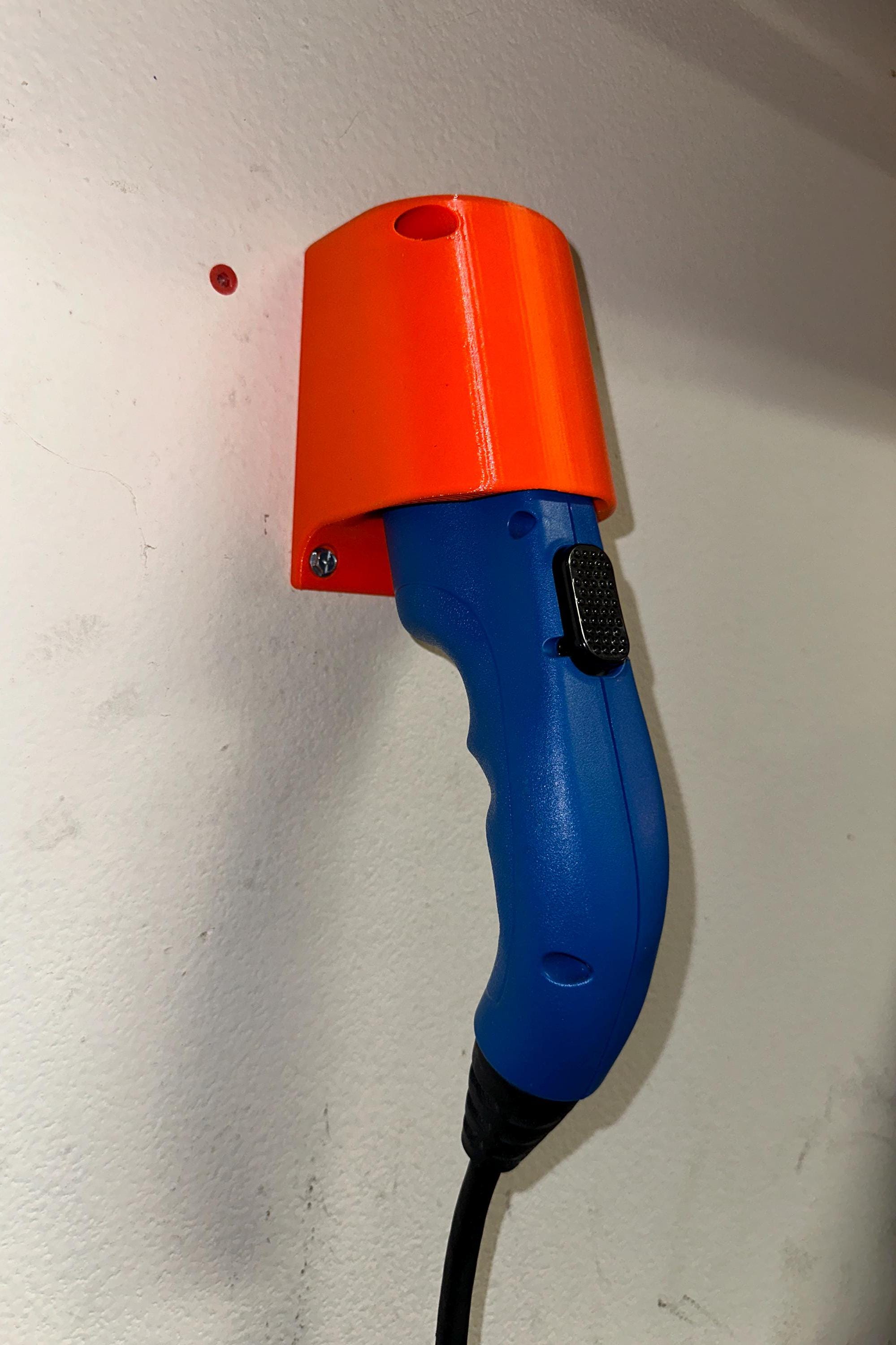 J1772 EV Charger Wall Mount Holder / Holster (3D Printed) - Etsy