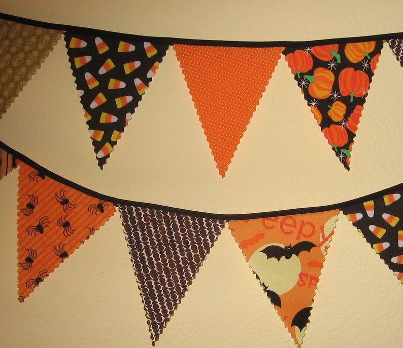 Spooky Halloween Mini Pennant Banner - Etsy