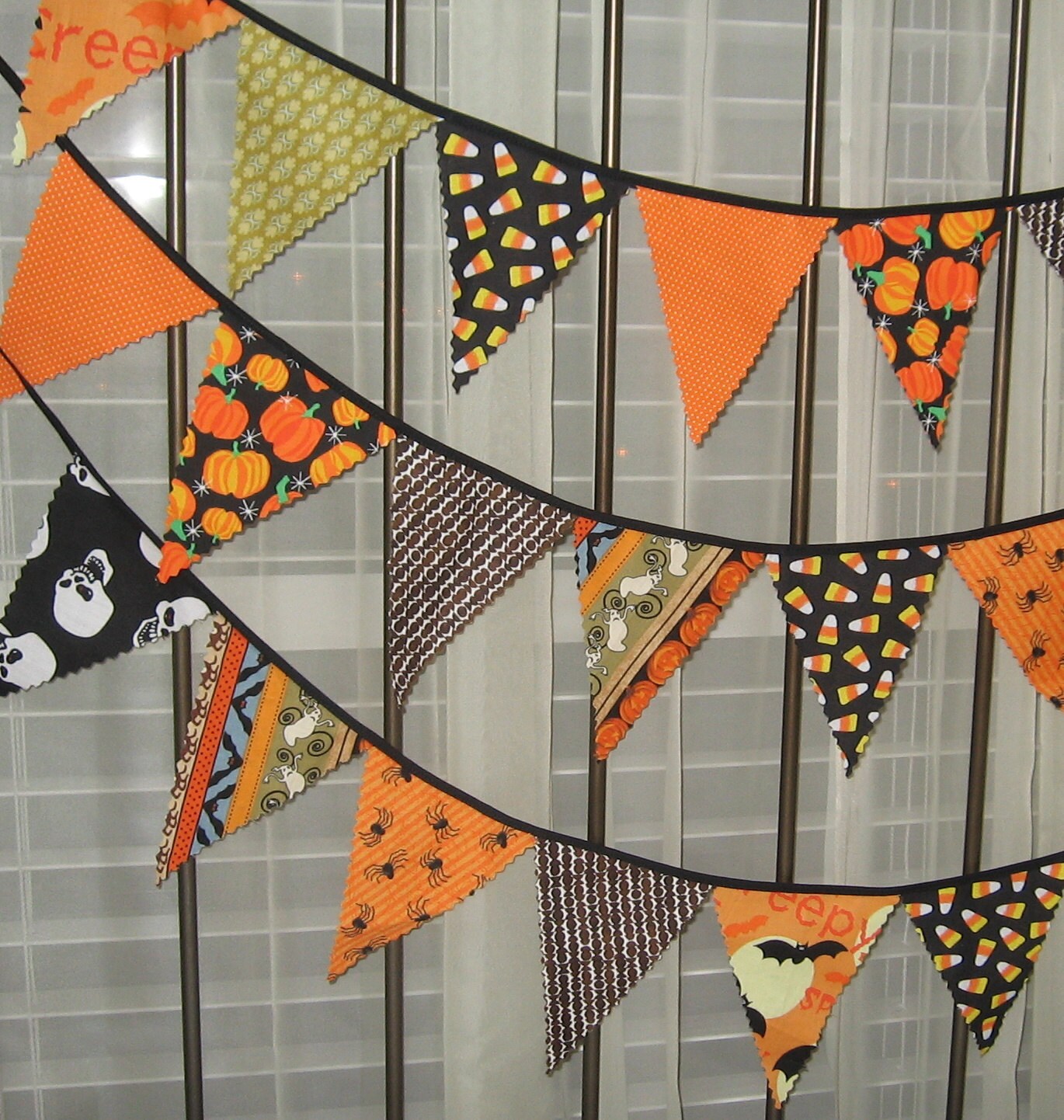 Spooky Halloween Mini Pennant Banner - Etsy