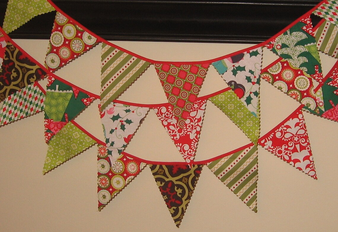 Mini Pennant Fabric Banner Bunting in Christmas Reds and | Etsy