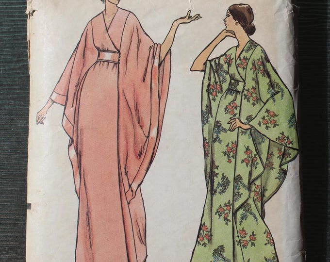 Vintage 1970s 1973 Vogue 8551 Semi-fitted Evening Length Wrapped Robe ...