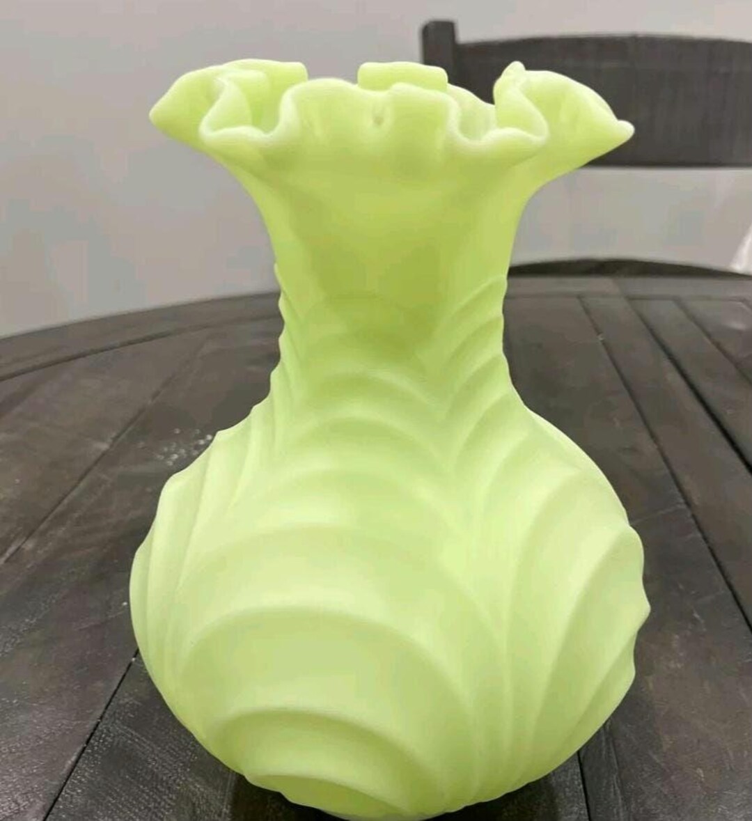 Fenton Custard Satin Glass Drapery Vase - Glows Under UV Light - 8 ...