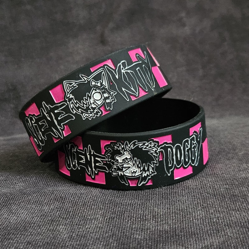Scene Wristband - Etsy