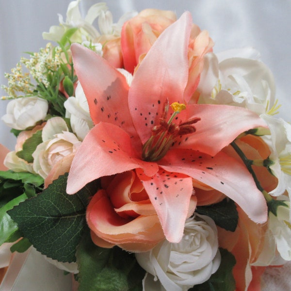 Tiger Lily Bouquet - Etsy