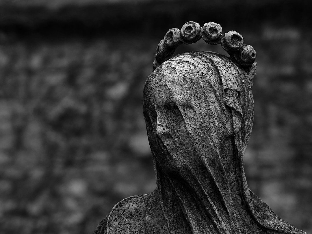 Cloaked Statue: Paris Cemetery Fine Art Canvas Print (18x24) - Etsy