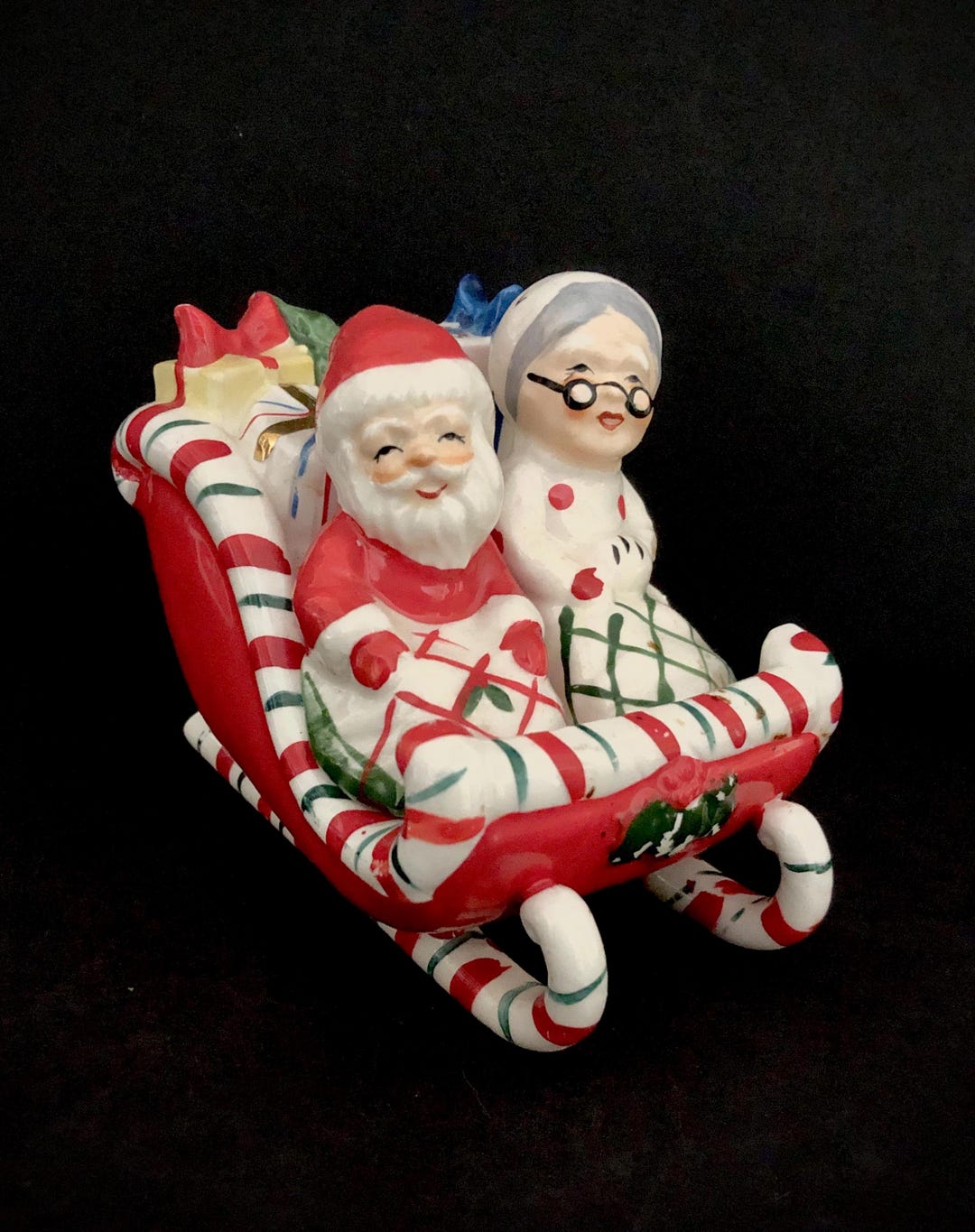 Lefton Santa and Mrs. Claus in Candycane Sleigh Salt Pepper Set Vintage ...