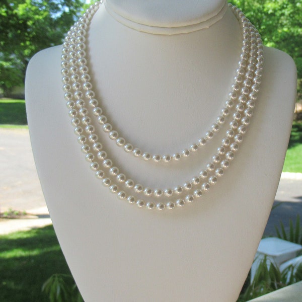 Three Pearl Necklace - Etsy
