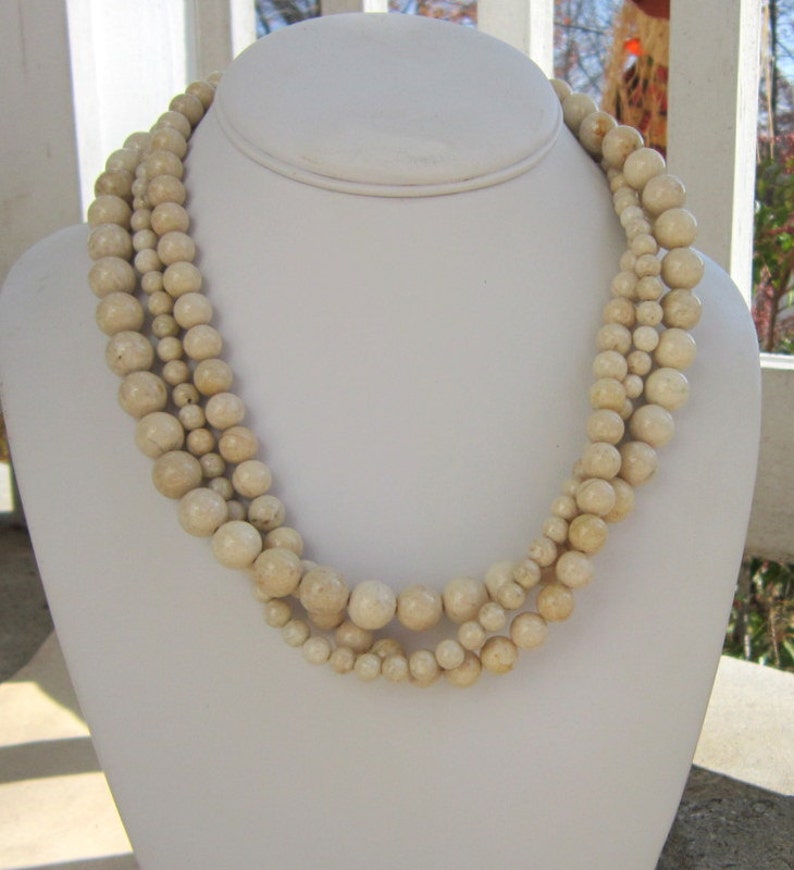 Chunky Ivory Color Necklace Bone Color Jewelry Off White | Etsy