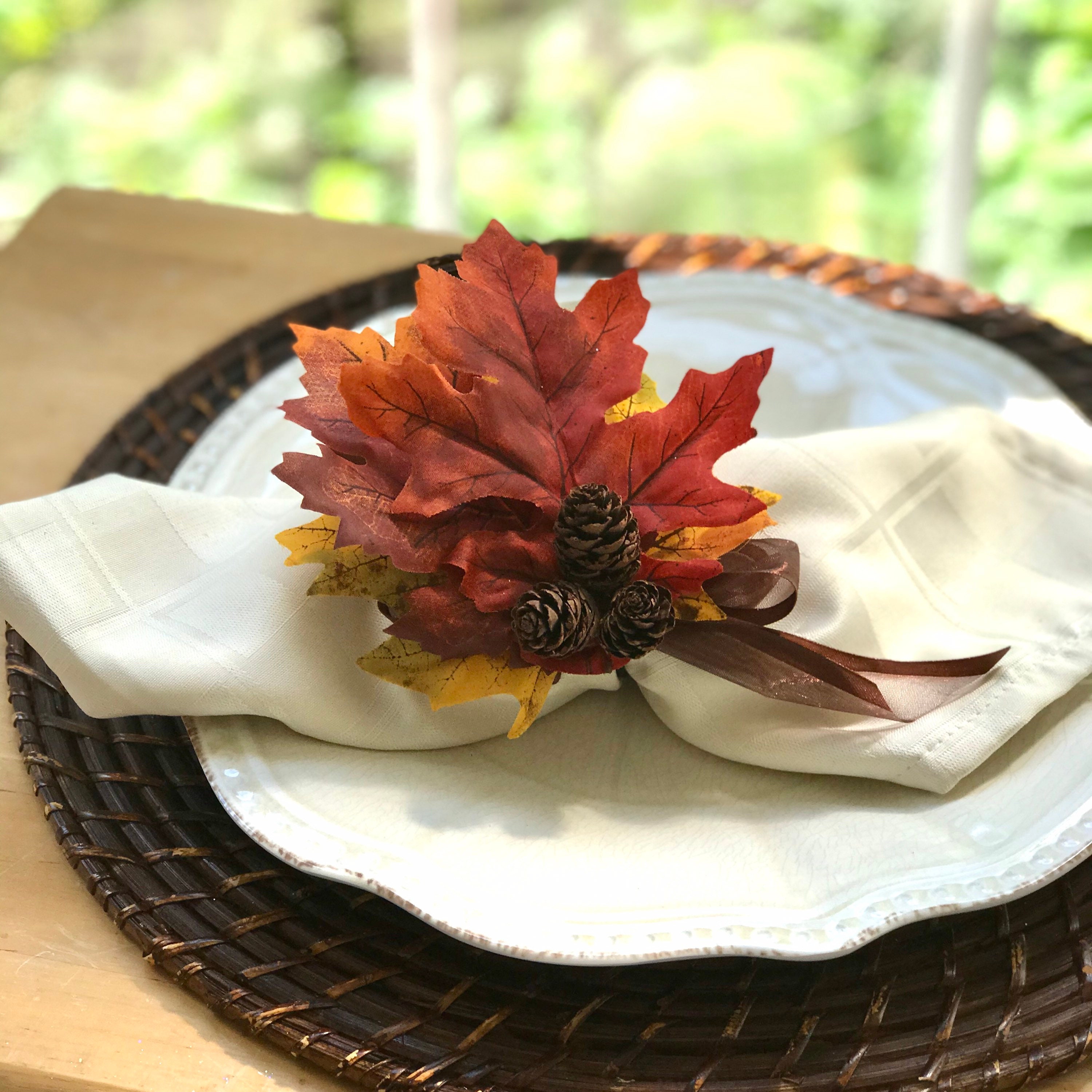 Napkin Ring - Maple and Oak Leaves, Fall Decor, Thanksgiving Dinner Table