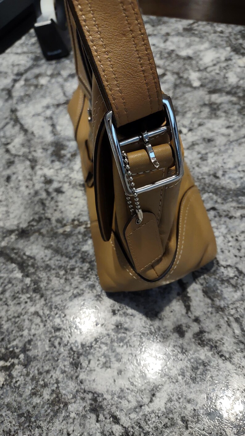 Coach Crossbody - Vintage - Hampton Nature Tan Leather Buckle Flap ...