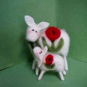 Bloomin Ewe and Lamb (1 Set) Felted Wool Sheep - Etsy