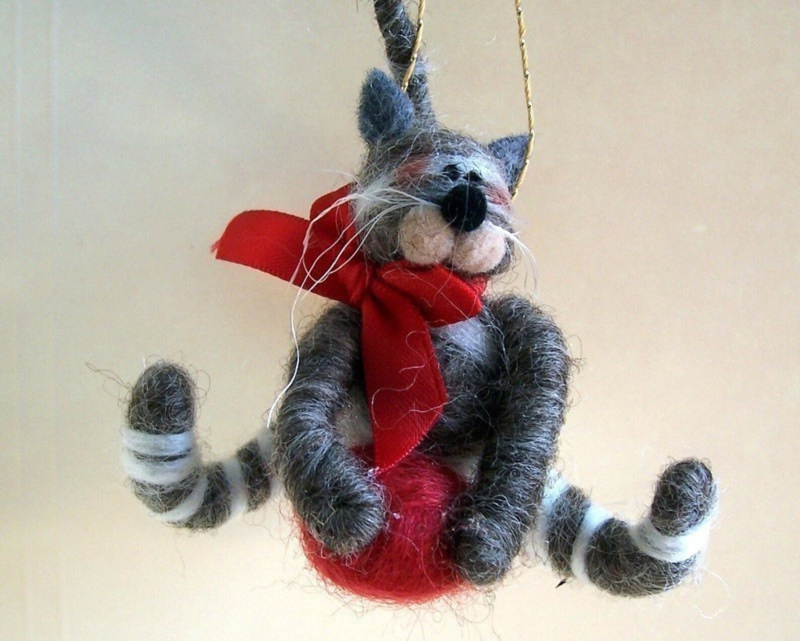 Wool Kitten with Ball of Wool Felted Wool Ornament | Etsy