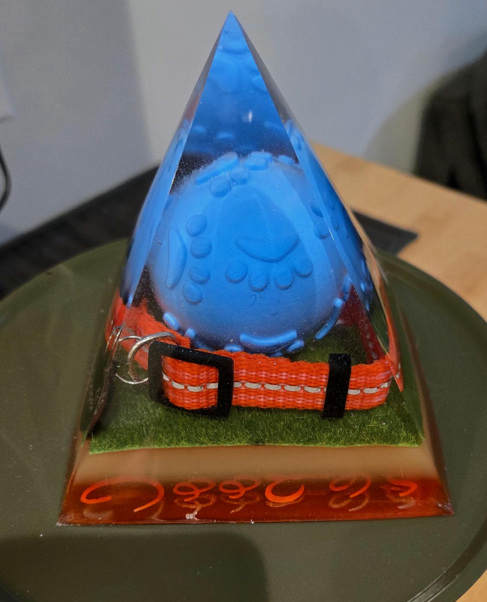 Pyramid Pet Memorial - Etsy