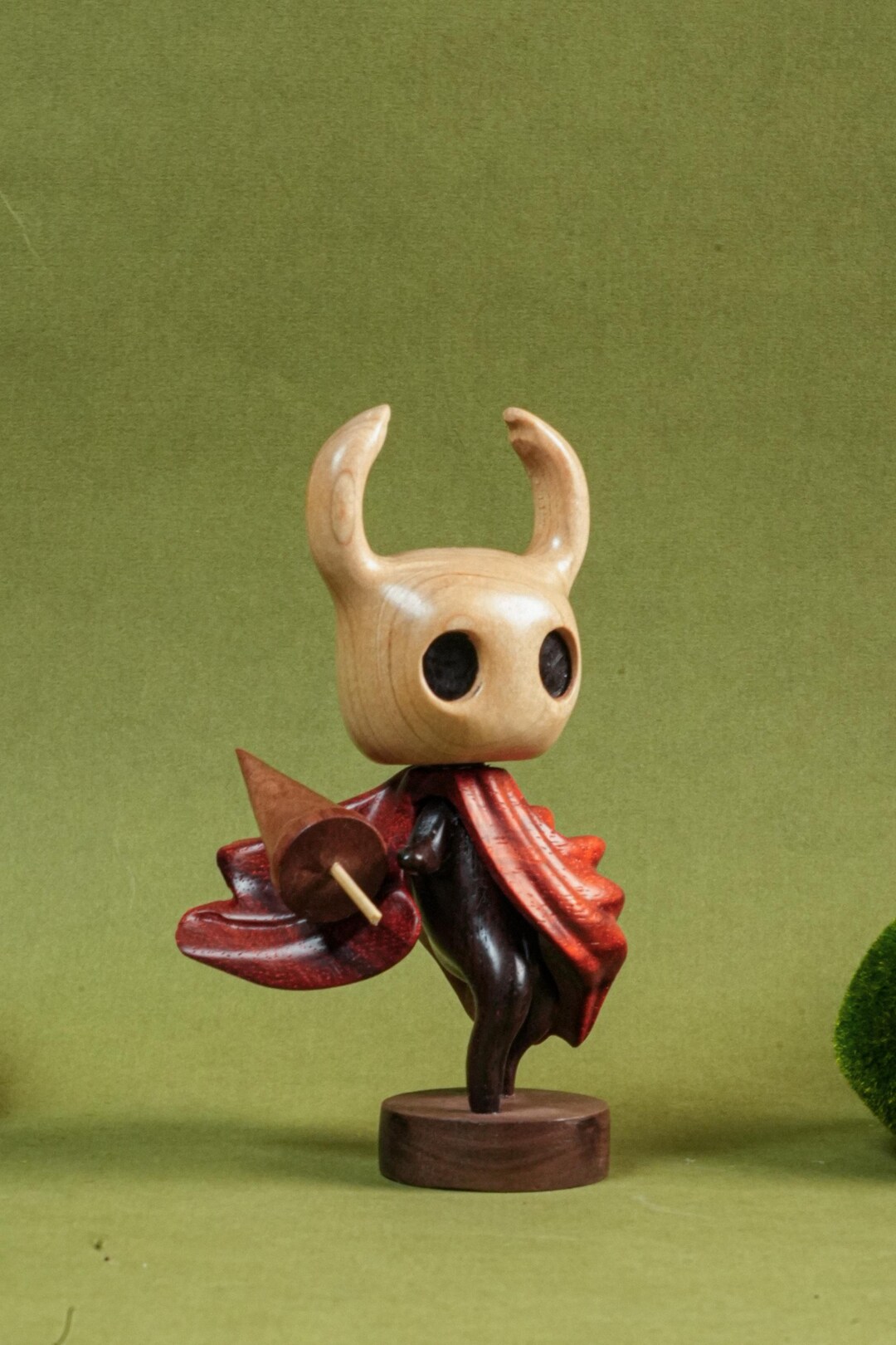Wooden Hollow Knight Figurine, Handmade Hollow Knight Wooden Ornament ...