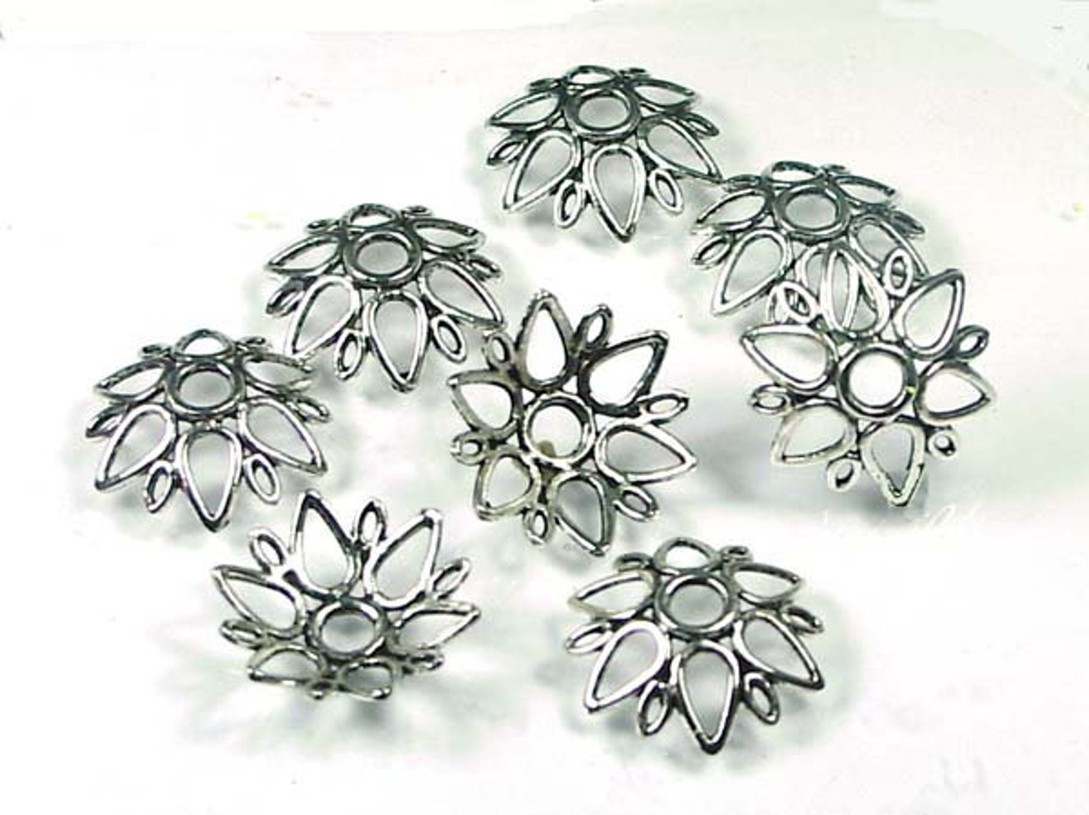 8 Large Antique Silver Flower Pewter / Alloy Focal Bead Filigree Caps ...