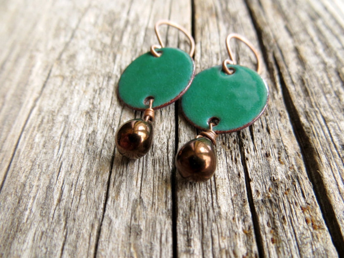 Emerald Green Dangle Earrings With Bronze Glass Teardrops - Etsy