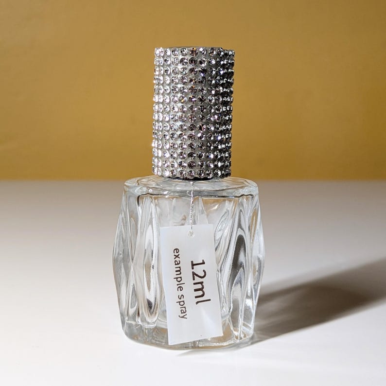 Rose Petals by Maison Alhambra Decant of Perfume, Choose From 5 Sizes ...