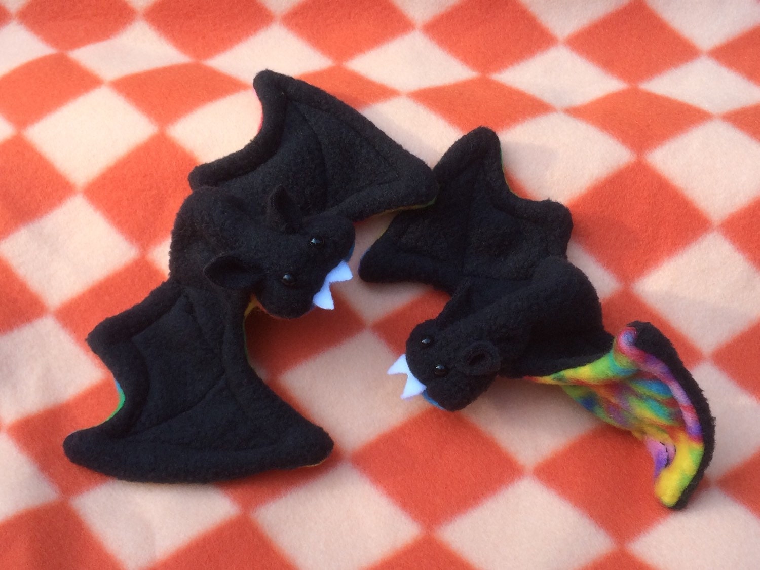 Little Spooky Bat Finger Puppet - Etsy