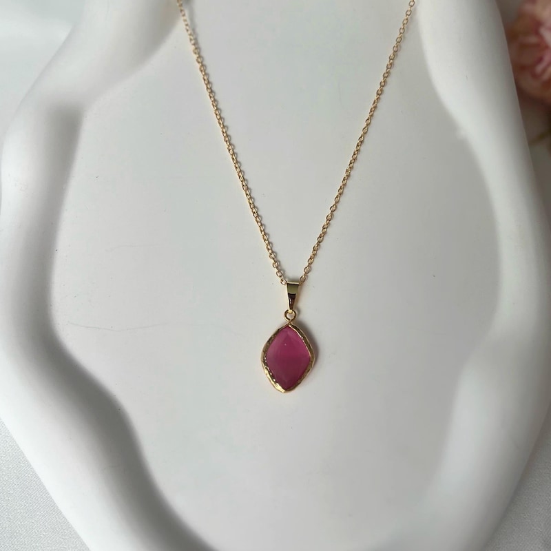 Magenta Necklace - Etsy