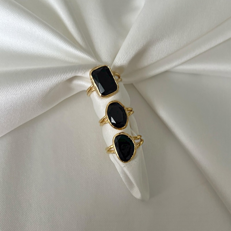 Black Ring - Etsy