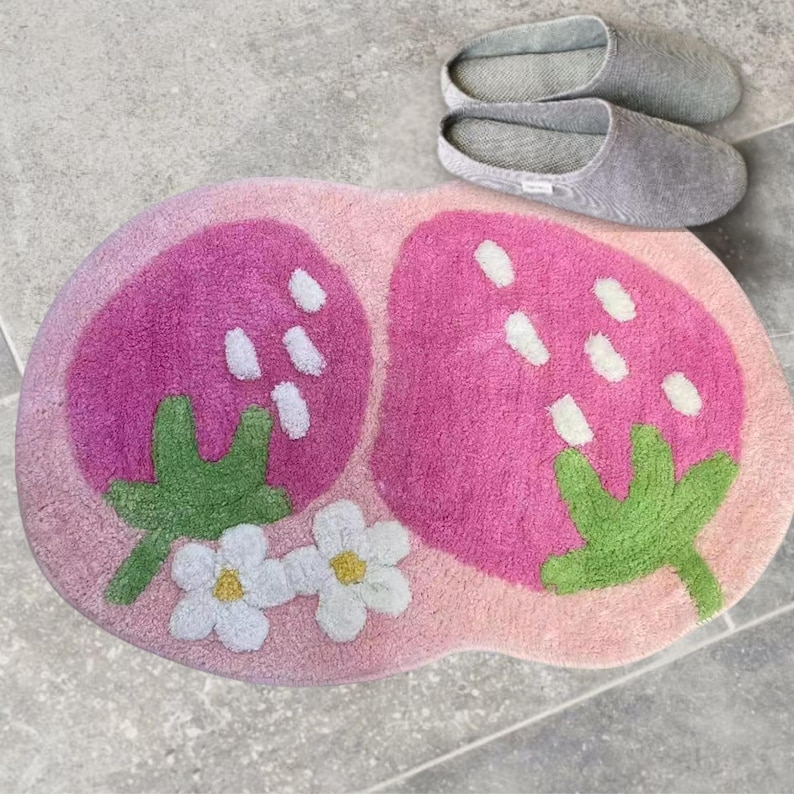 Cute Strawberry Bath Mat, Tufted Fluffy Fruit Bedroom Rugs for Girls ...