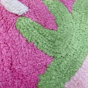 Cute Strawberry Bath Mat, Tufted Fluffy Fruit Bedroom Rugs for Girls ...
