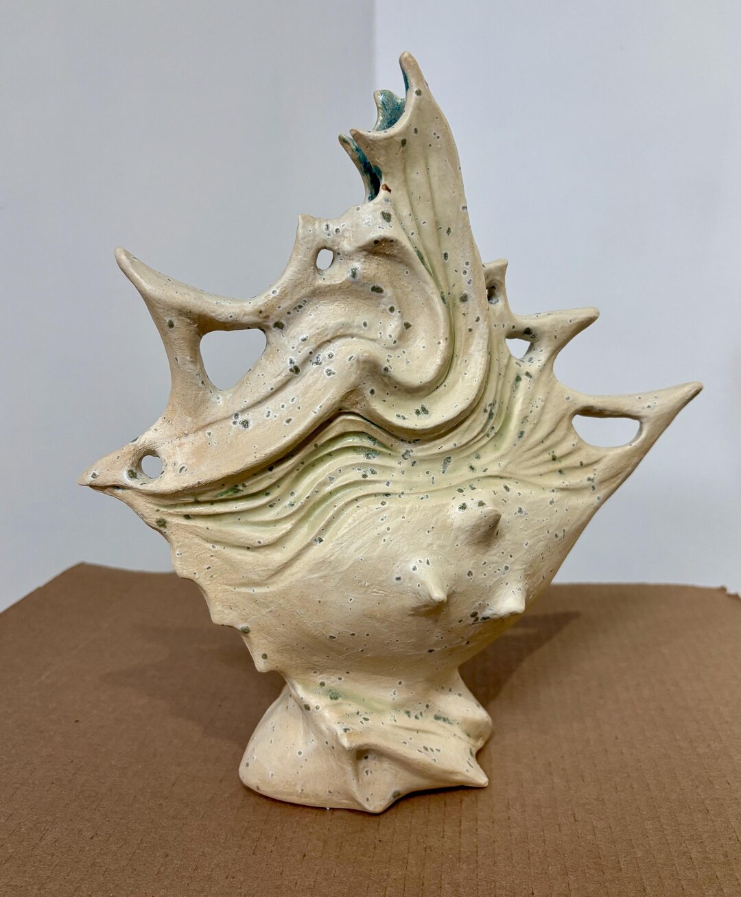 Spiky Vase in Sea Salt - Etsy