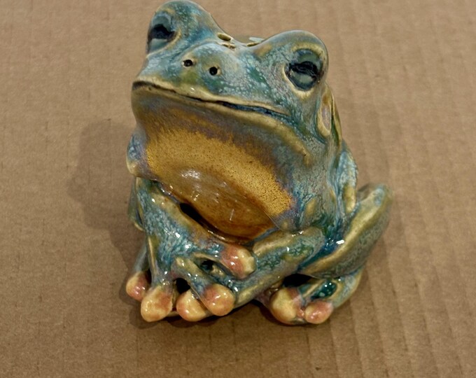Tree Frog Ceramic Salt Shaker - Etsy