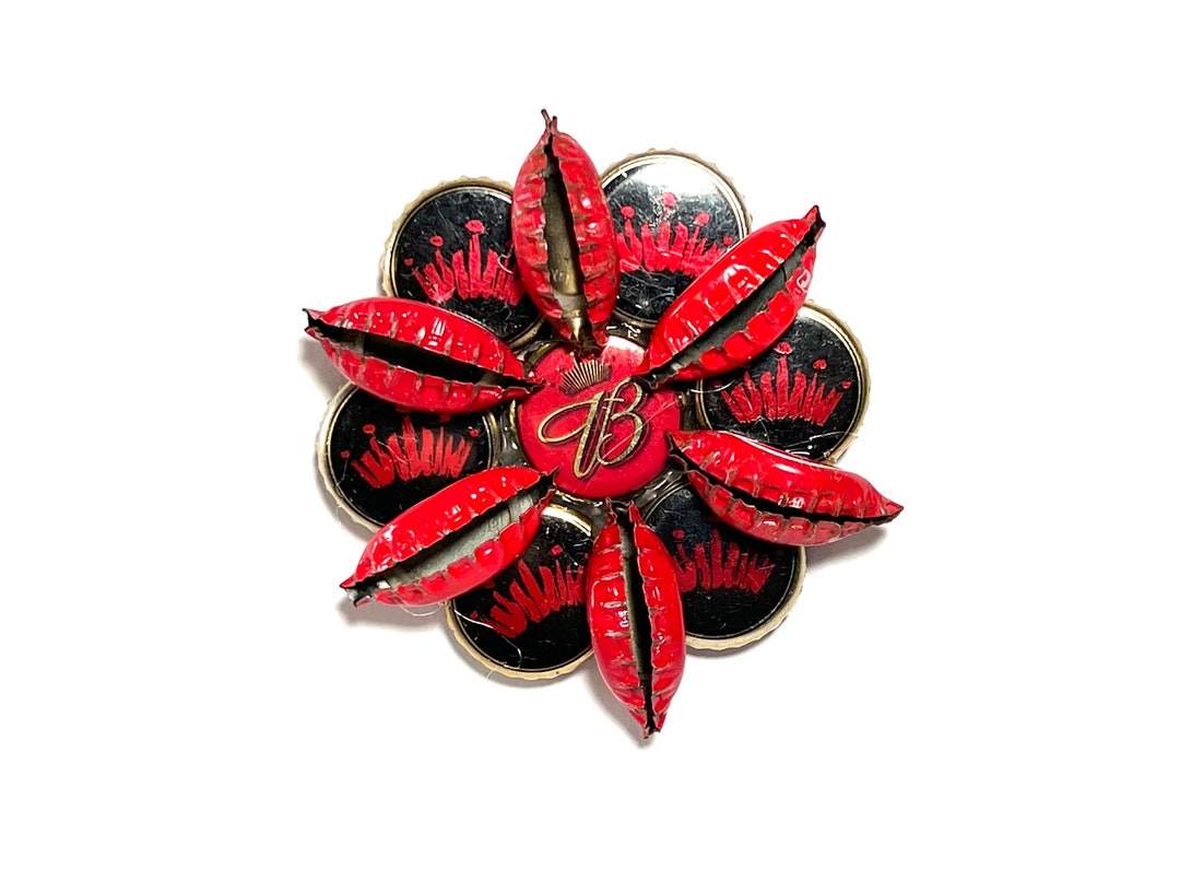 Budweiser Bottle Cap Hanging Wall Decor and Refrigerator Magnet for Bud ...