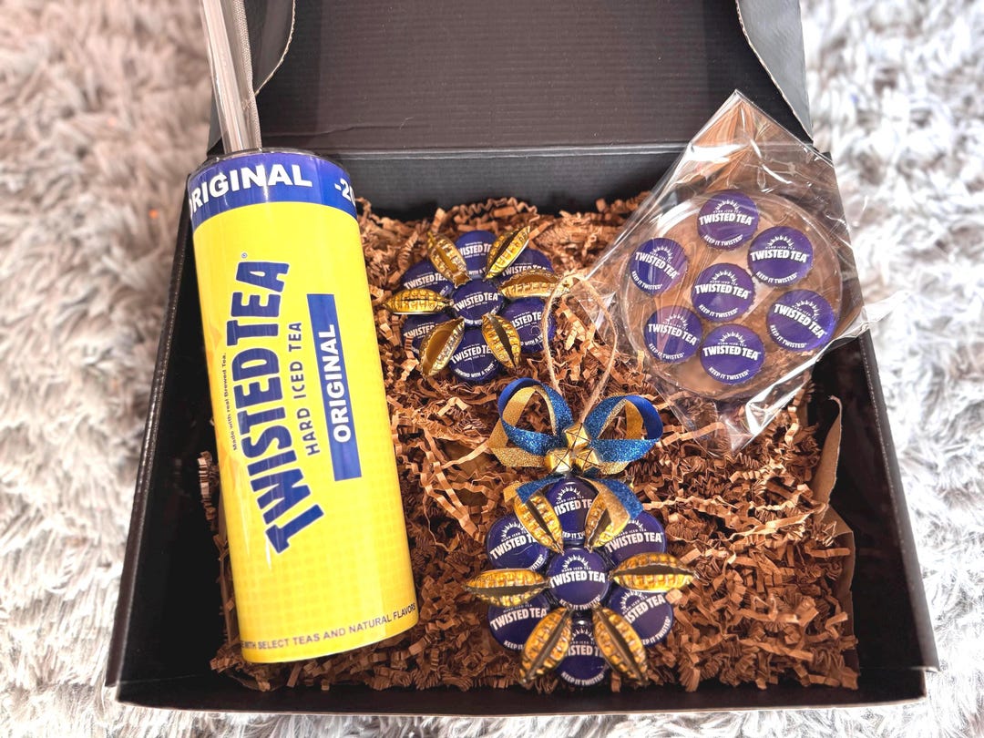 Twisted Tea Holiday Box Set With Tumbler, Coaster, Ornament and Magnet ...