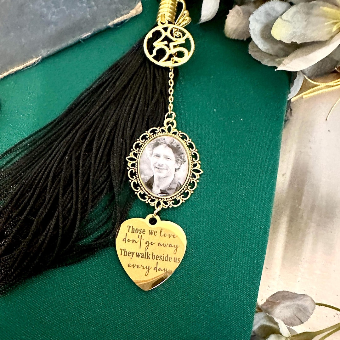 Personalized Memorial Graduation Oval Lace Photo Pendant With Engraved ...