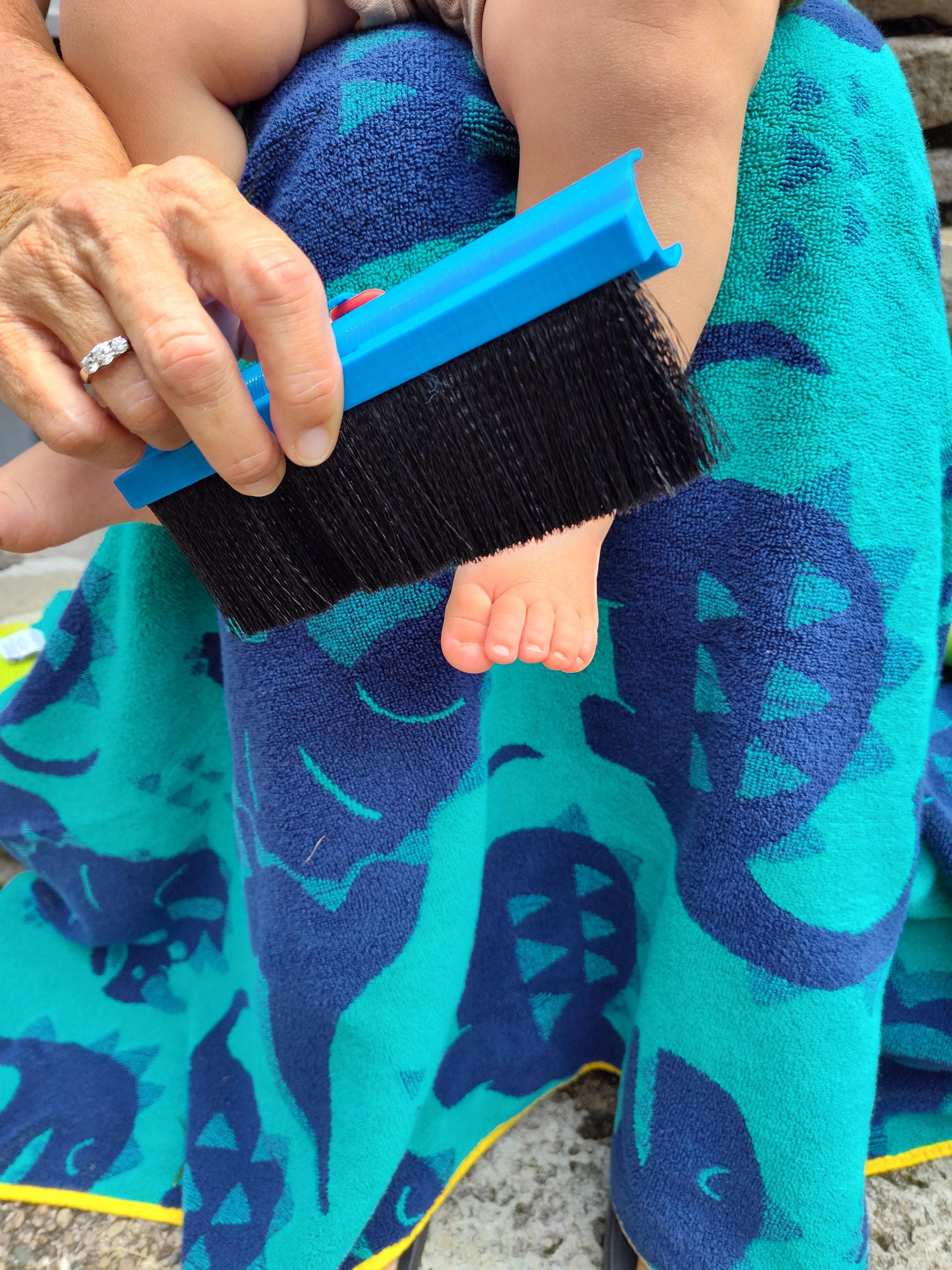 The Tidey Beach Brush (patent Pending) Clips to Your Beach Chair! the ...