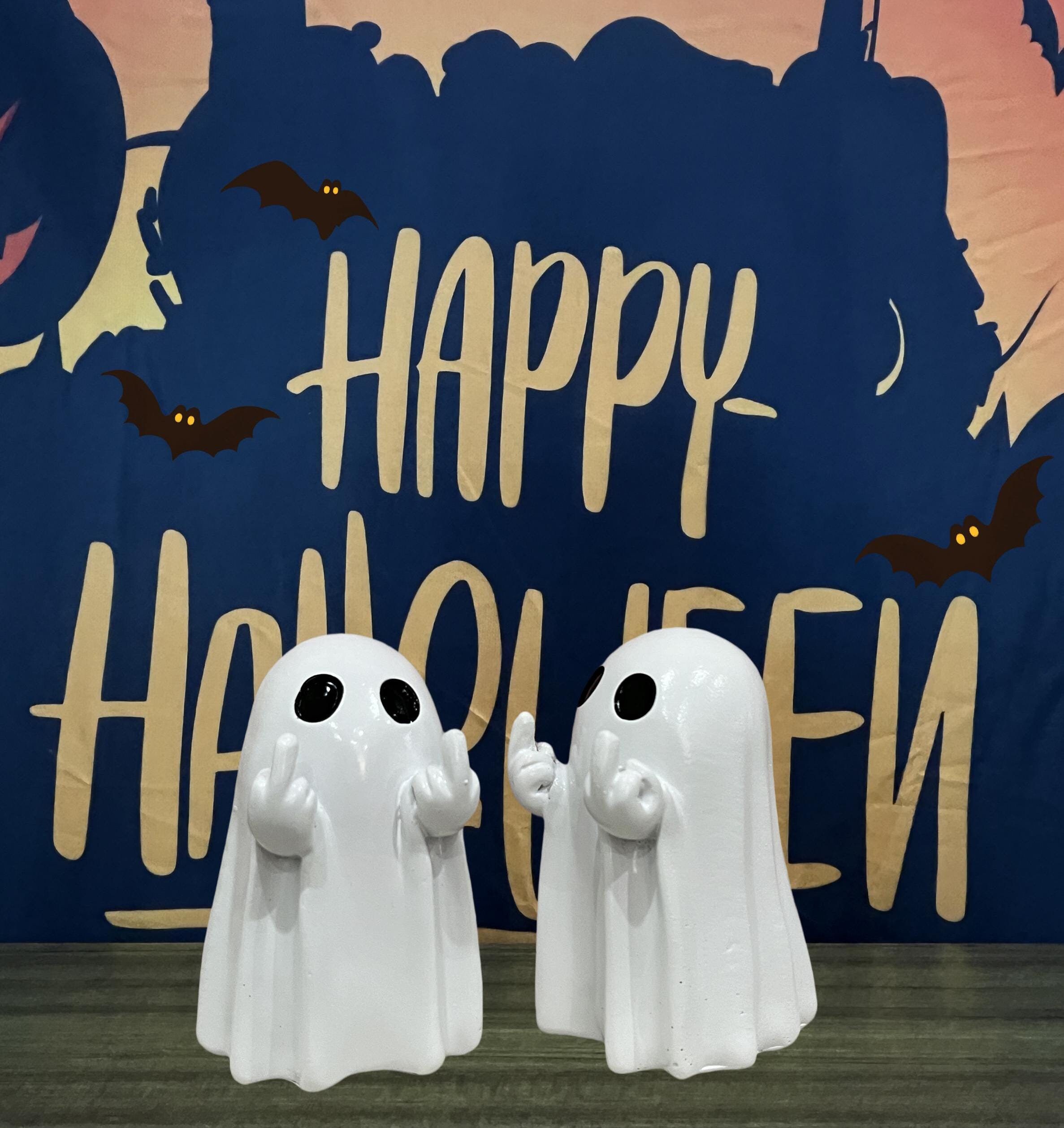 Miniature Middle Finger Ghost Statue, Halloween Ghost Figurine ...