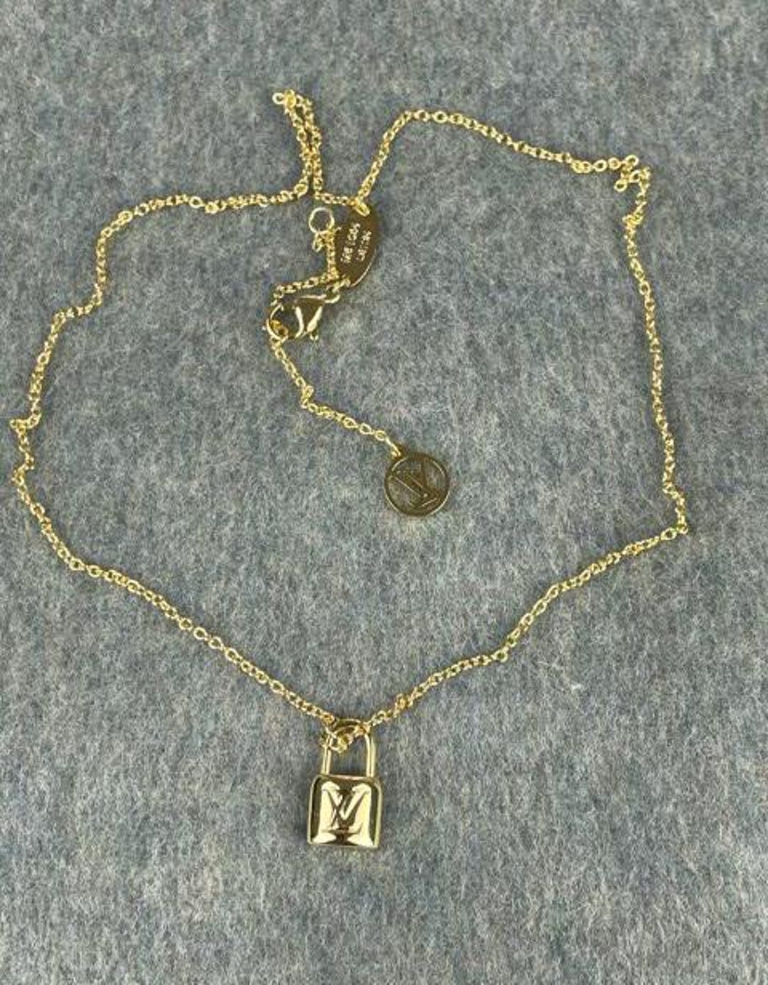 Louis Vuitton Gold Rolo Chain Lock Pendant Necklace Luxury Designer ...