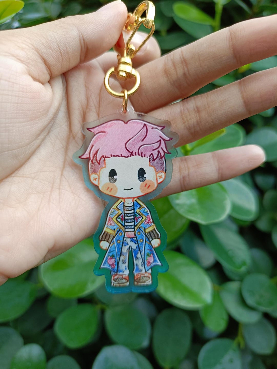Chibi Idol Acrylic Keychain | Gradient Phone Accessory | Kpop Fanmade ...