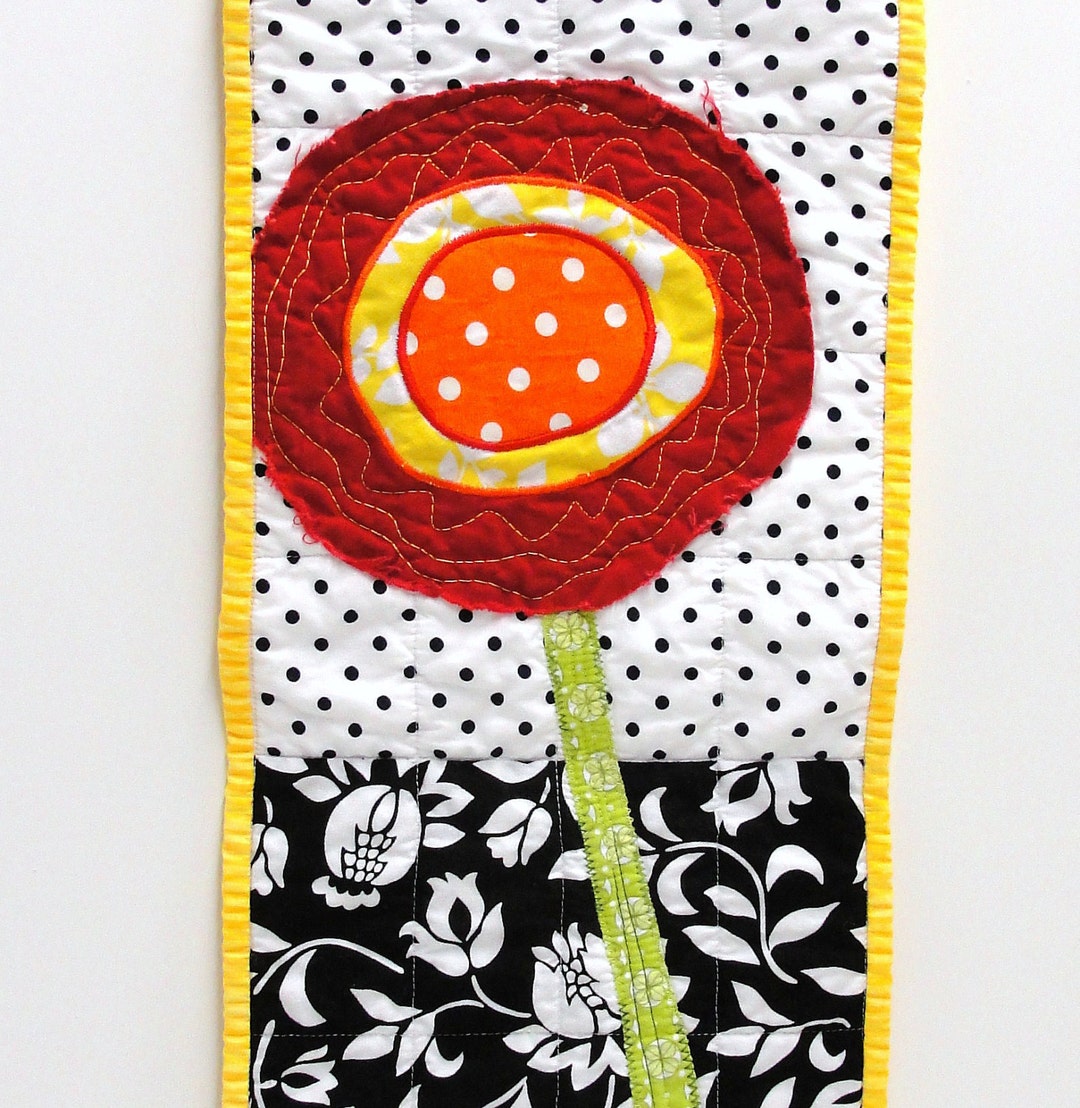 Red Poppy Wall Quilt: Appliqued Floral Art, Black & White Decor - Etsy