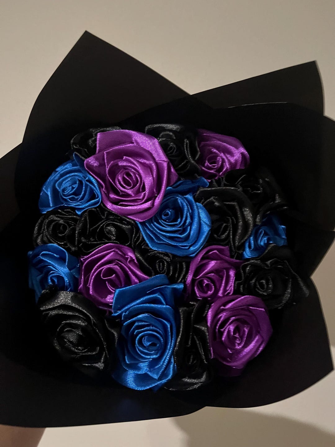 Coraline Glitter Ribbon Rose Bouquet| 24 Count| Personalized Bouquet ...