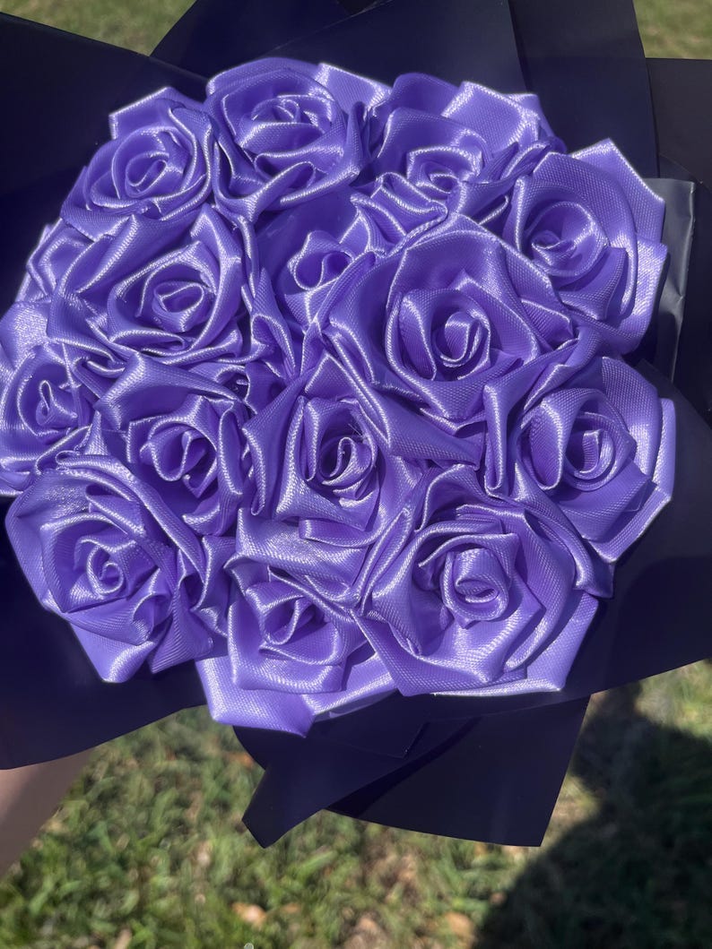 Light Purple Ribbon Bouquet | 15 Count| Purple Ramo| Lilac / Lavender ...