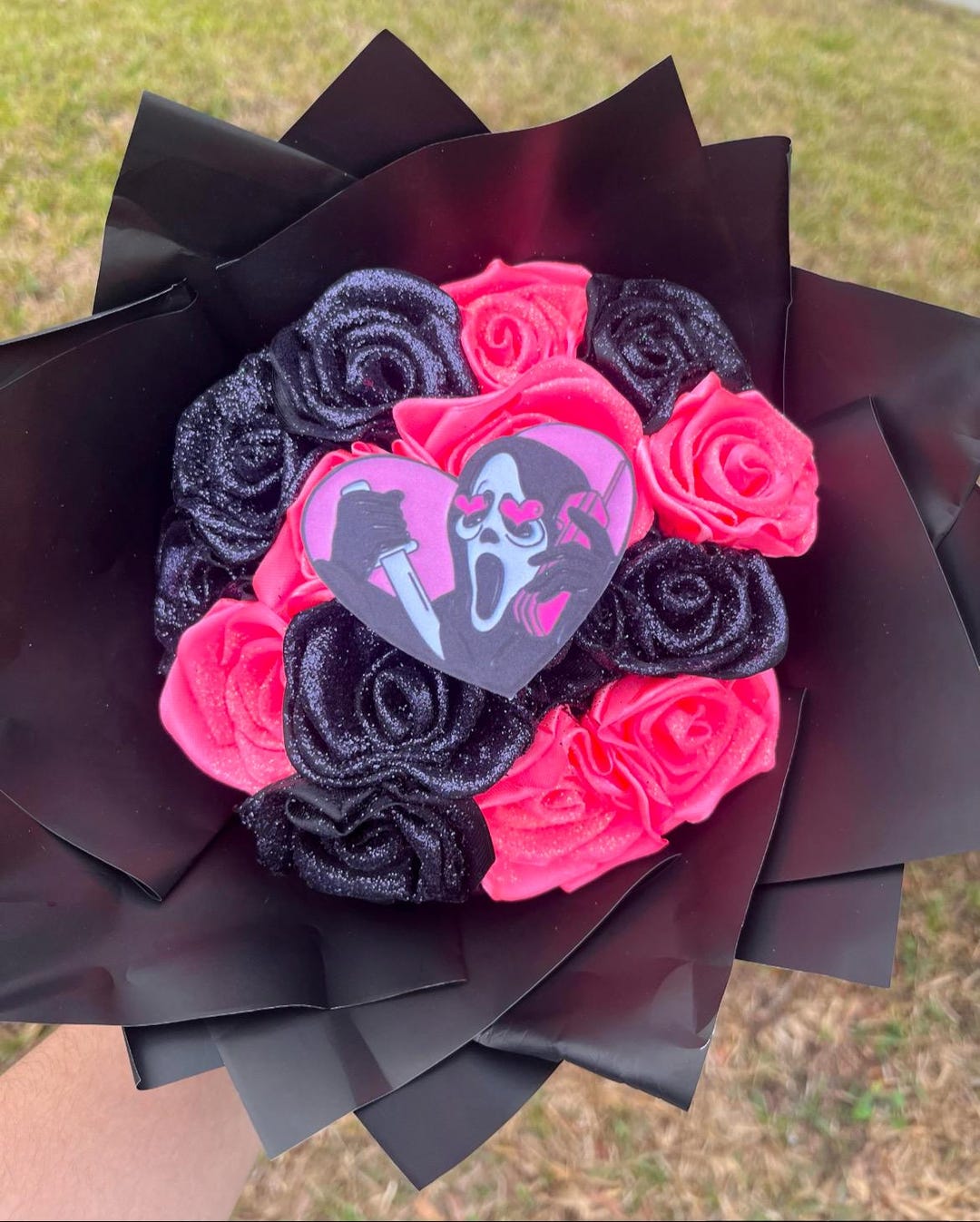 Scream Glitter Ribbon Rose Eternal Bouquet| 12 Count | Spooky Bouquet ...