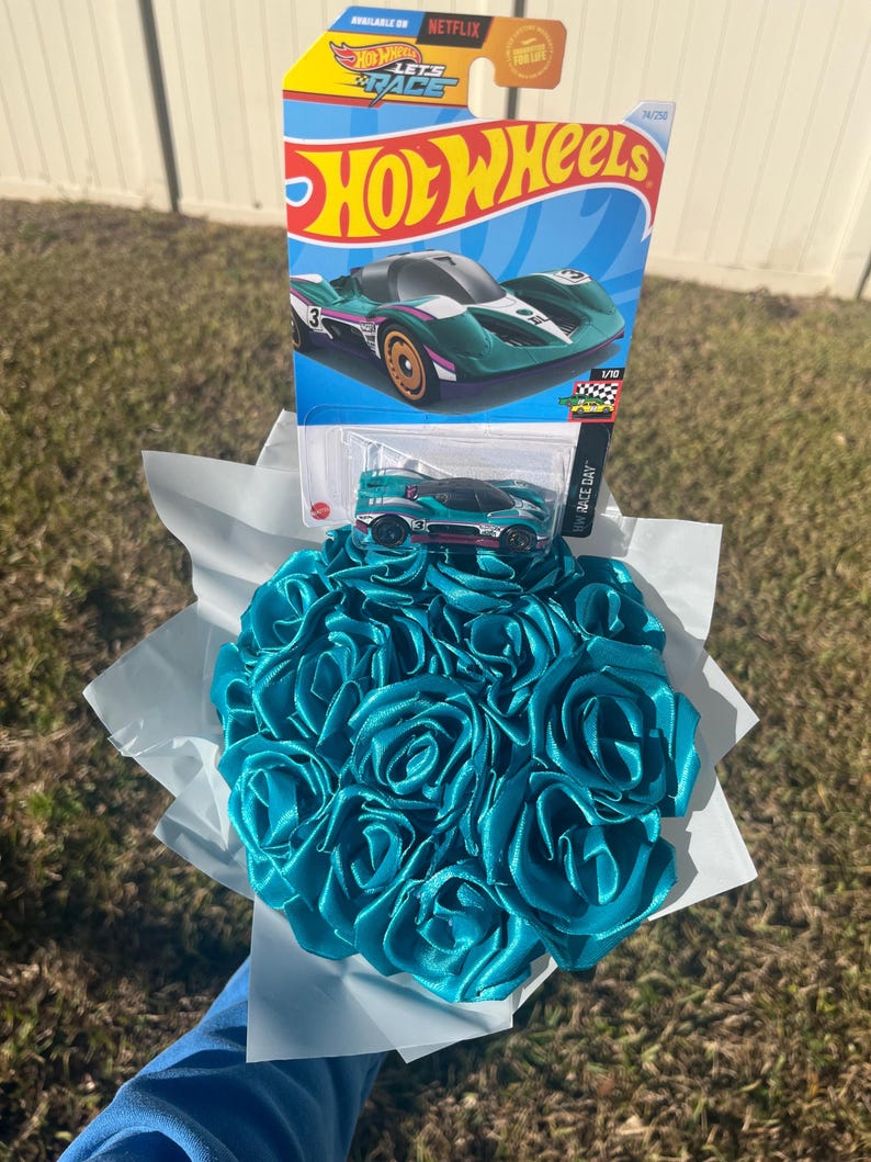 Hot Wheels Eternal Ribbon Rose Bouquet 15 Count Bouquet for Him Hot ...