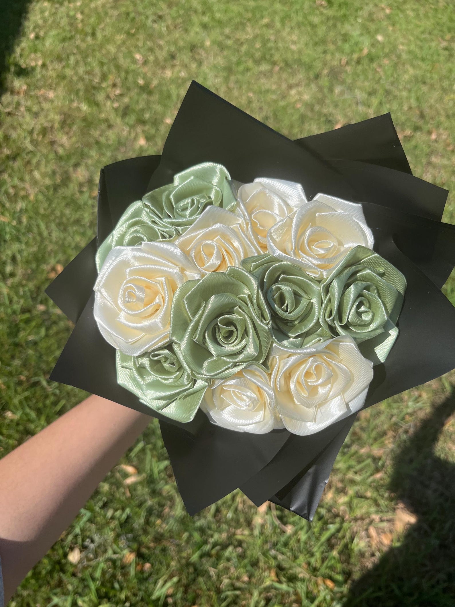 Sage Green & Cream Ribbon Bouquet | 12 Count| Green Ramo| Ramo Buchon ...