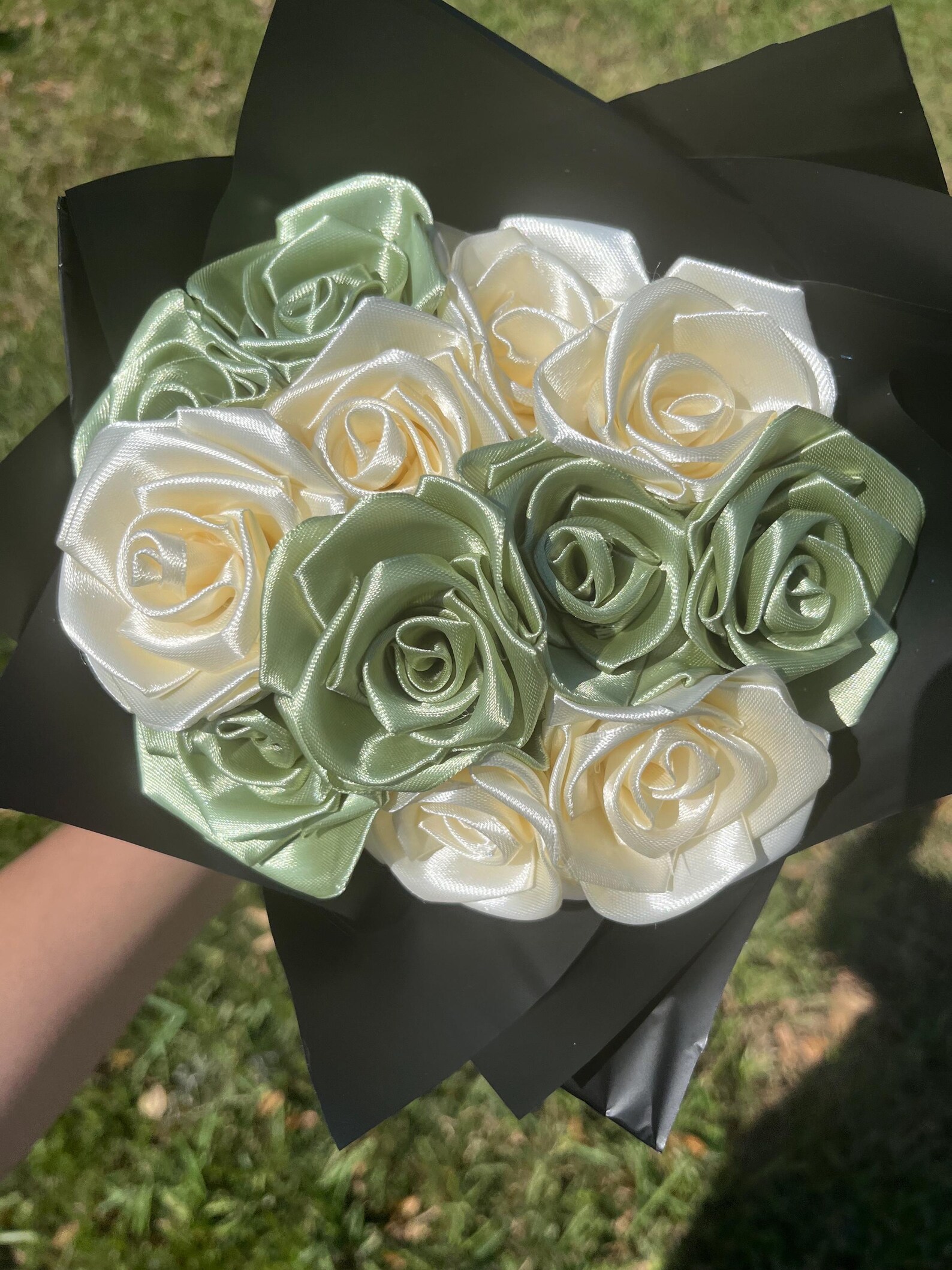 Sage Green & Cream Ribbon Bouquet | 12 Count| Green Ramo| Ramo Buchon ...